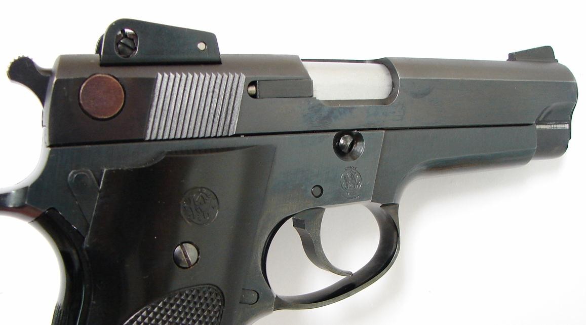 Smith & Wesson 559 9MM Para caliber pistol. Scarce all steel model, 2nd ...