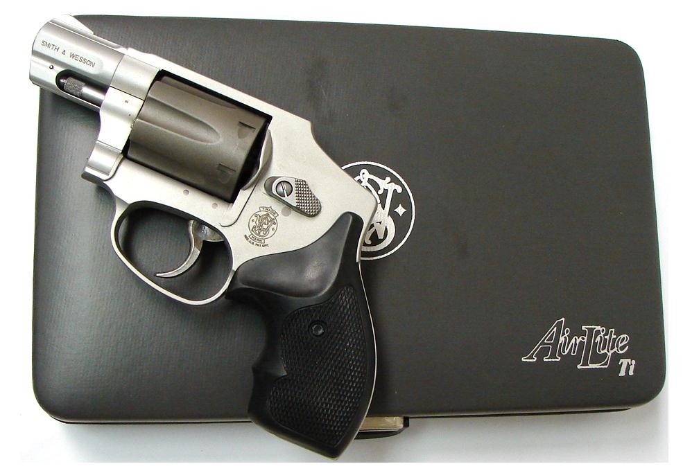 Smith & Wesson 332 .32 H&R Mag caliber revolver. Scarce Airlite Ti ...