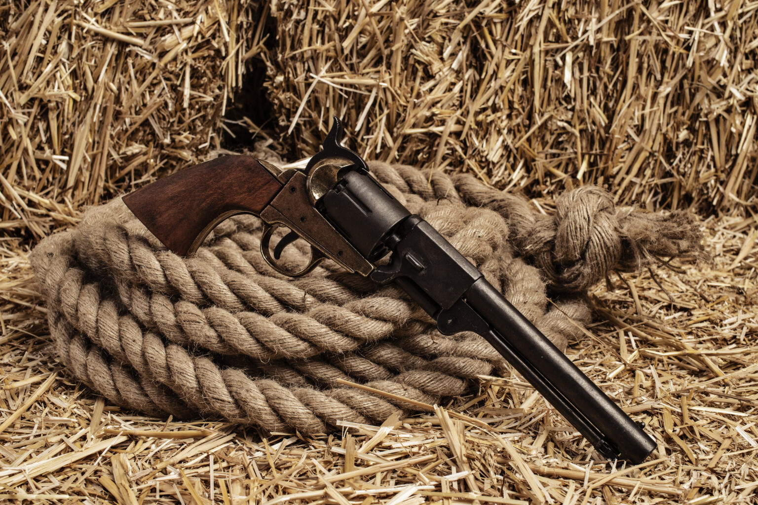 History of Antique Firearms: Key Eras & Design Evolution